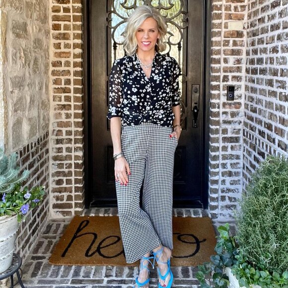 CAbi | Pants & Jumpsuits | Cabi 647 Bombshell Gingham Pants Spring 2023 ...